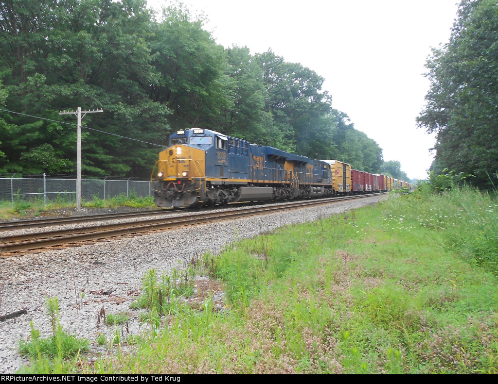 CSX 3039 & 705